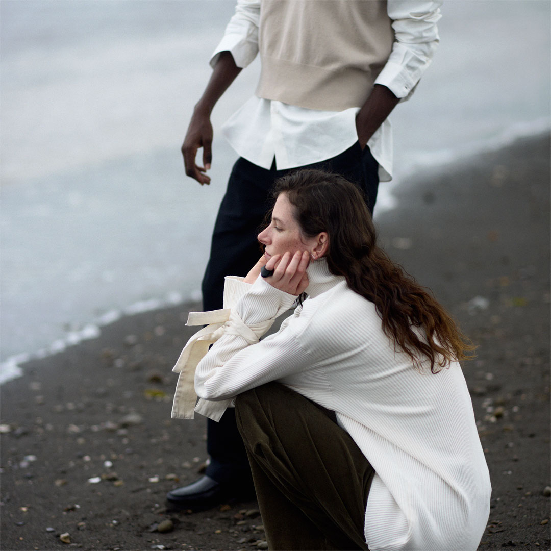 Cristaseya(クリスタセヤ）| Wear | ESCAPERS.JP | ESCAPERS ONLINE(エスケーパーズ オンライン)公式通販サイト