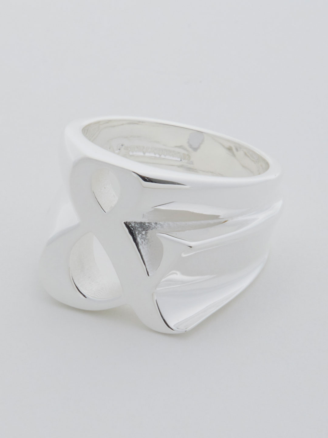 THE LETTERING | アルファベット リング & - シルバー | ESCAPERS ONLINE(エスケーパーズ オンライン)公式 ...