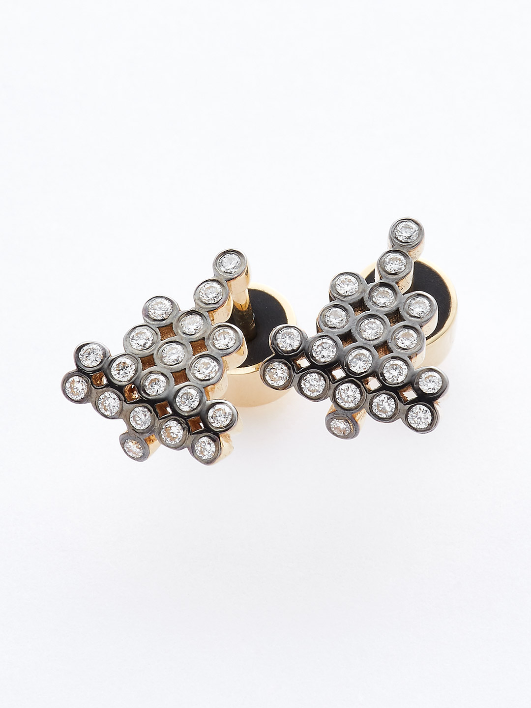 YANNIS SERGAKIS| ダイヤモンド ピアス - 18K イエローゴールド | ESCAPERS ONLINE(エスケーパーズ ...